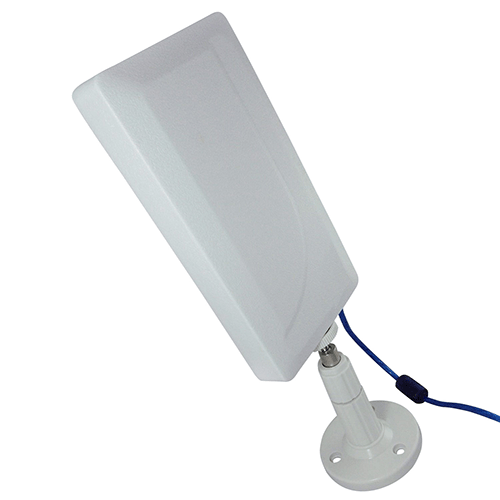 2000 mW USB Wi-Fi Booster (2.4 Ghz) w/14 dBi direc. indoor/outdoor ant